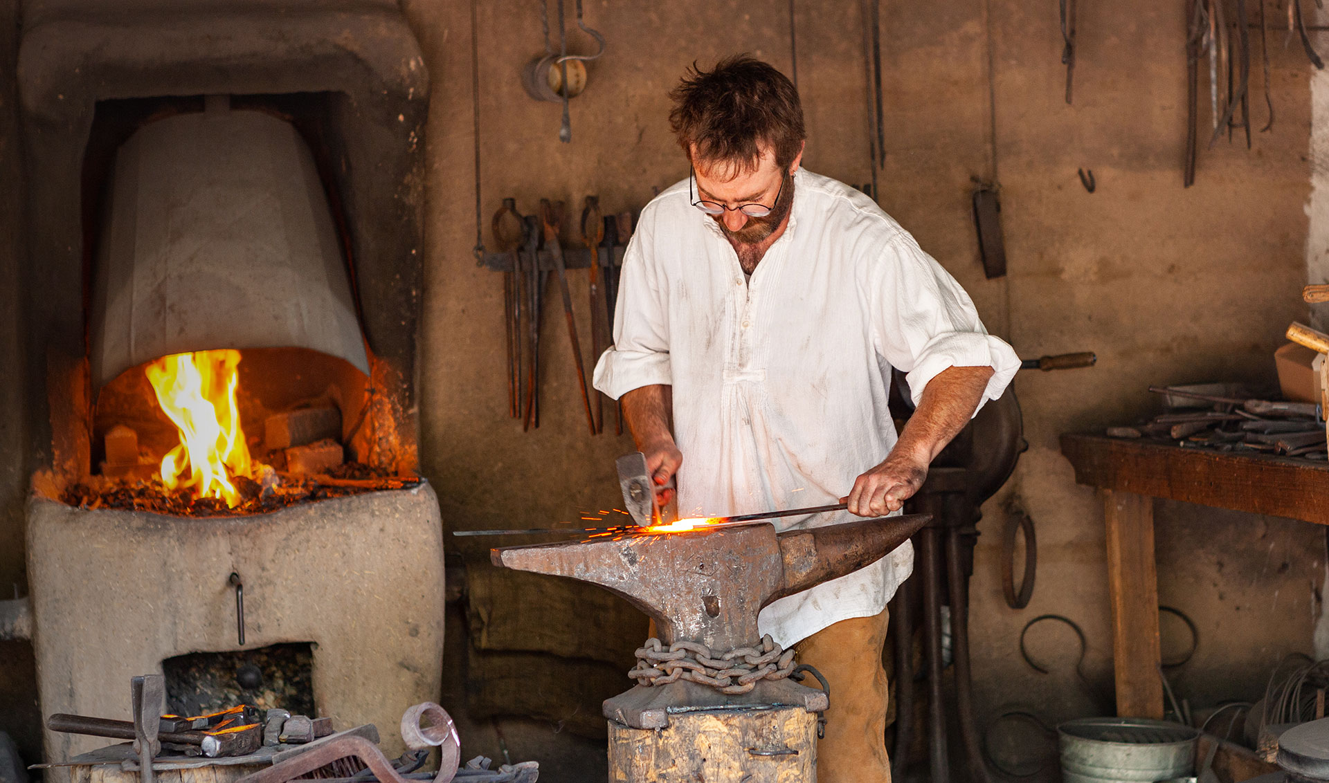 Blacksmithing - El Rancho de Las Golondrinas